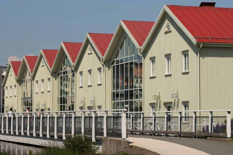 Definisi Cukai Tanah & Maksud Quit Rent In Malay